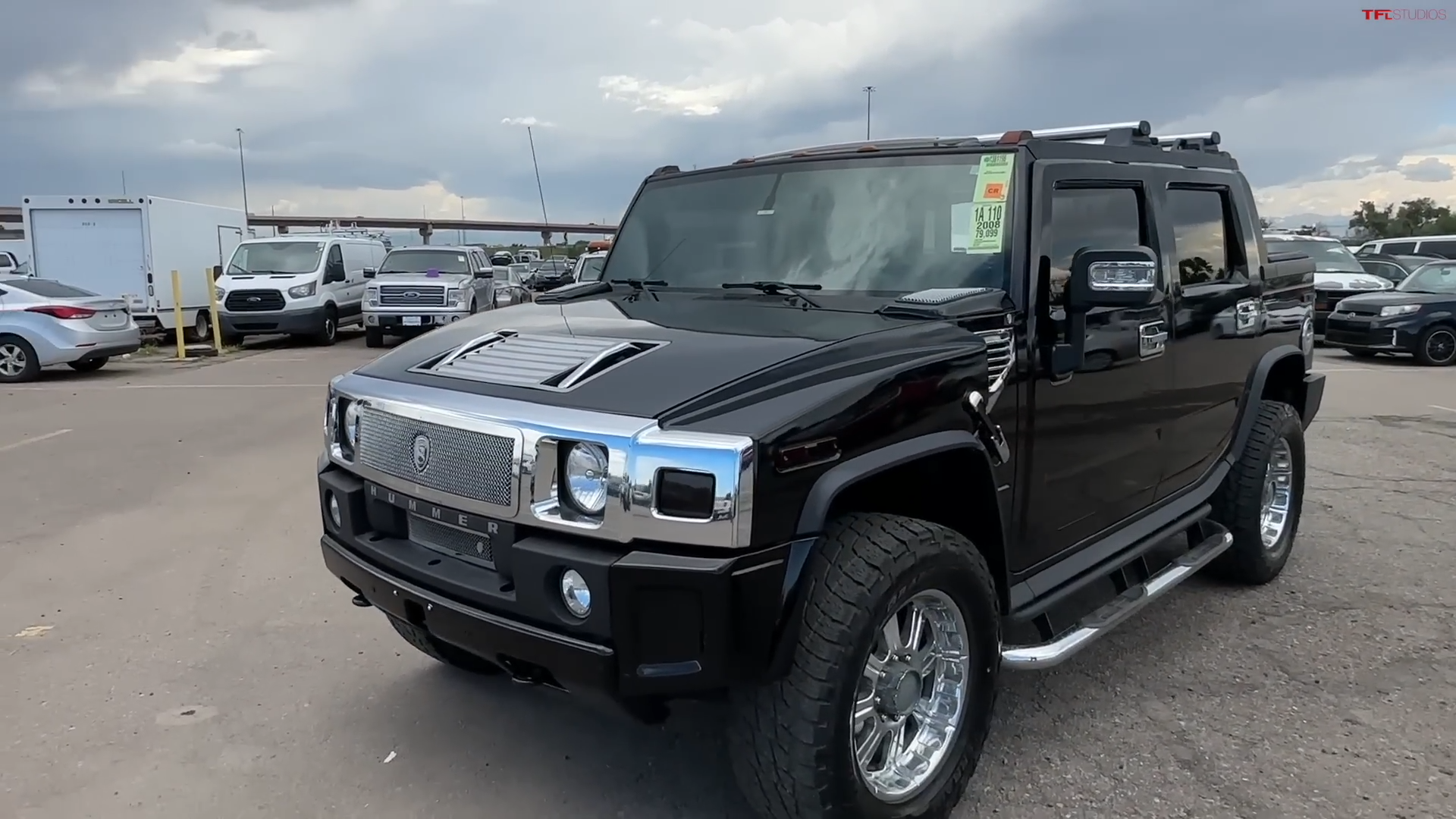 This auction Hummer looks like peak 2000s luxury excess