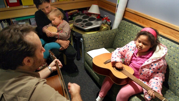 Experts highlight purposeful music listening’s therapeutic potential