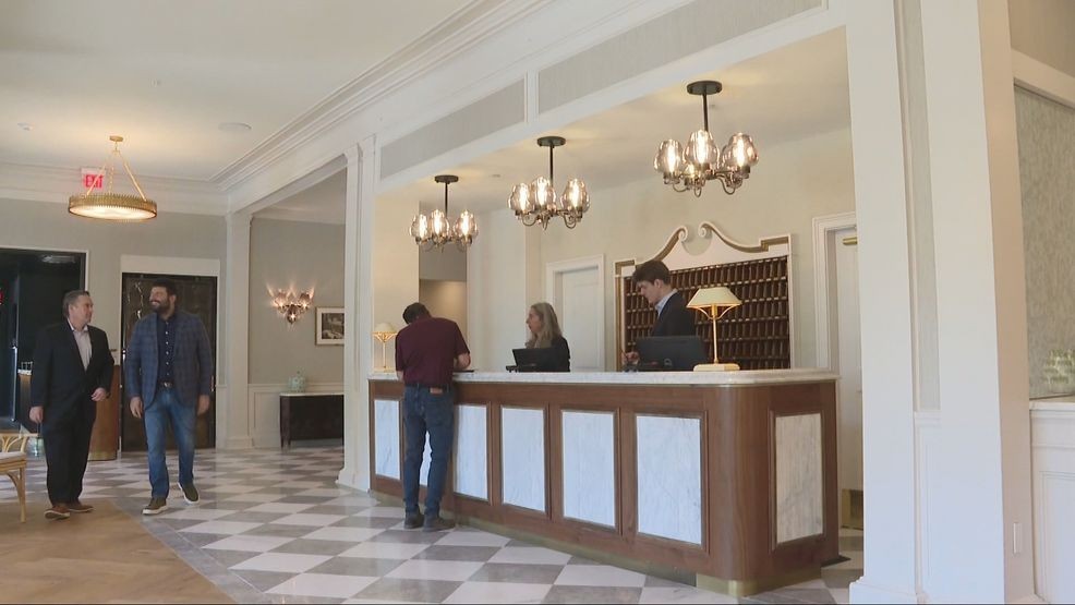 Hotel Viking holds its grand reopening following transformation