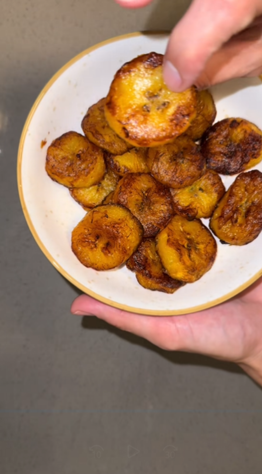 How I made sweet fried plantains so easy and delicious