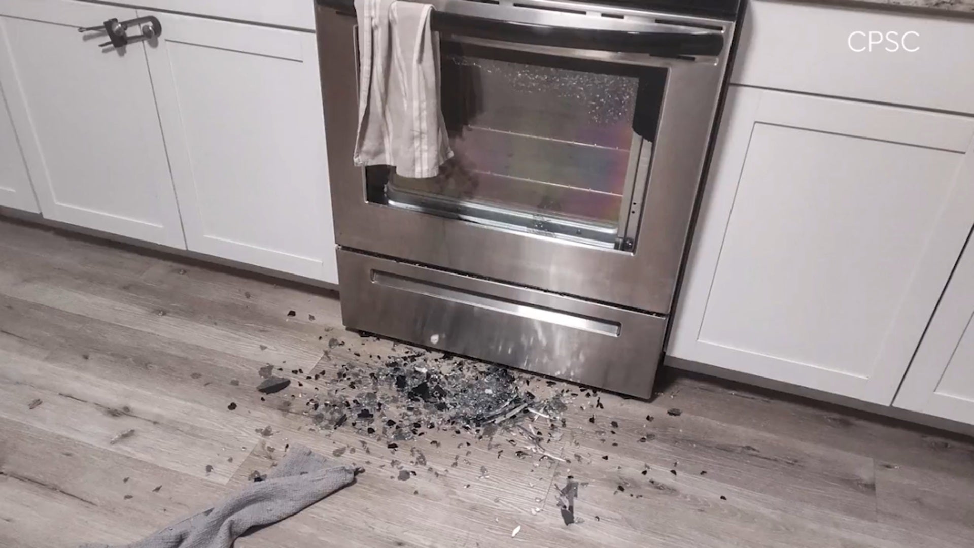 Hundreds of oven door glass shattering incidents reported to safety ...