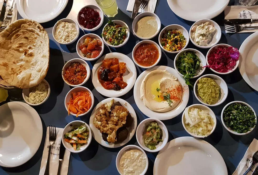 People share shockingly underrated food destinations