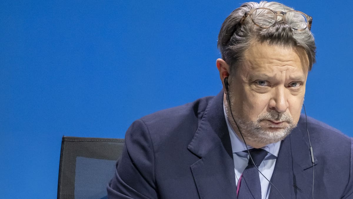 Sandoz-Chef schimpft über Chinesen: «Antibiotika sind billiger als ein ...