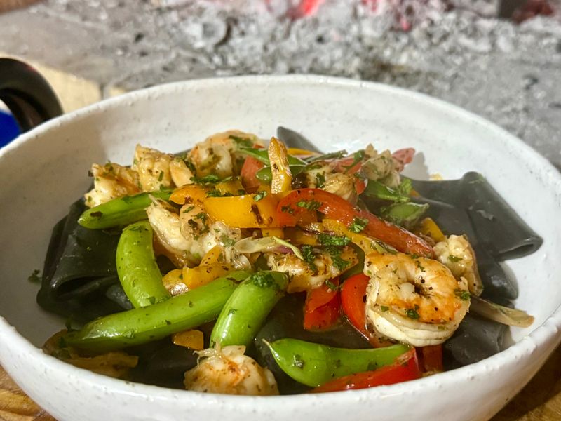Prawns with squid ink pasta tubes (pennoni lisci)