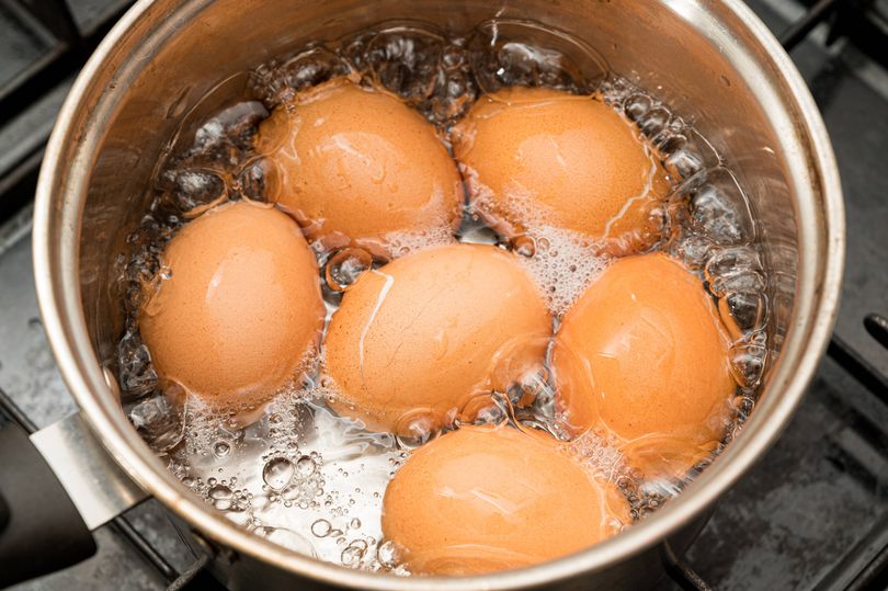 Eggs won't crack if you do simple step before boiling them