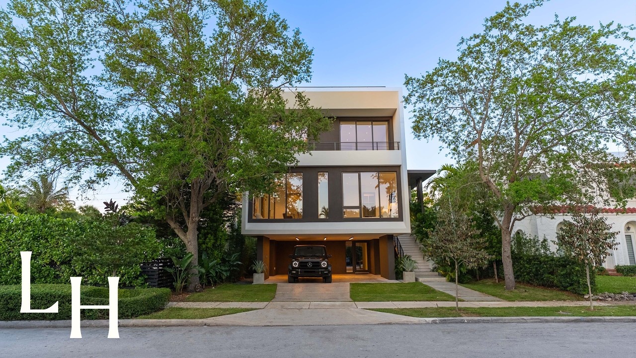 A $7.75M Coconut Grove home designed like a luxury penthouse