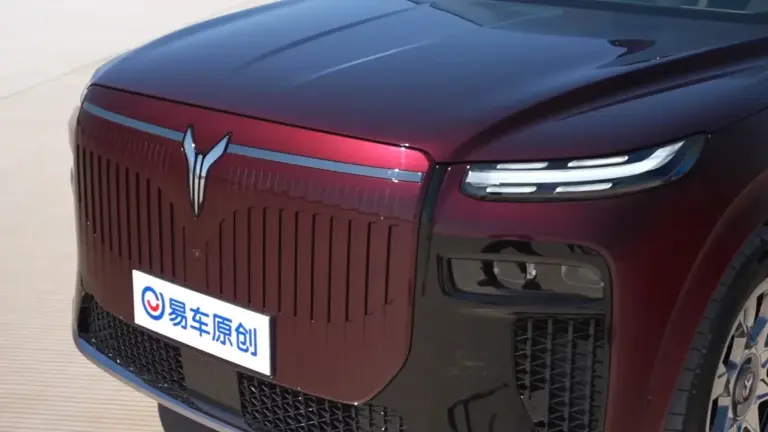 6,000-lb Chinese luxury PHEV is put through brutal test where it goes ...