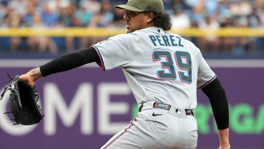 Marlins' Eury Pérez exits after hamstring spasm during dominant start
