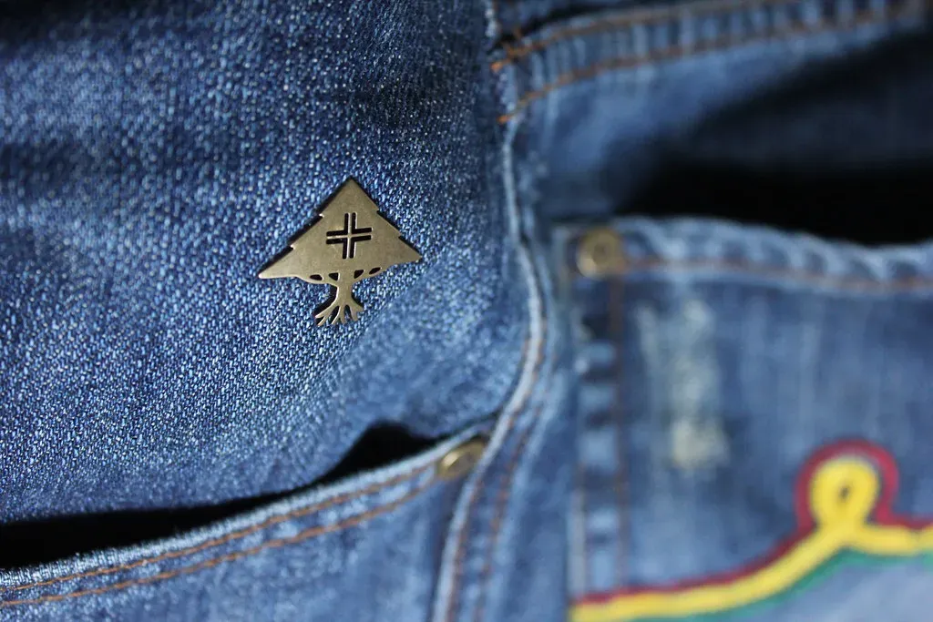 The '90s trends Gen X once loved that now feel deeply embarrassing