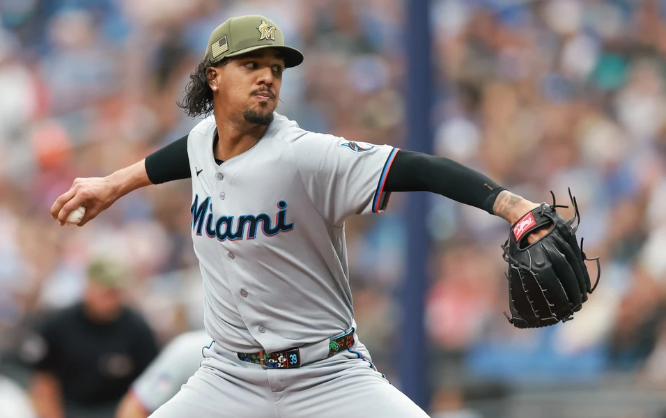 Marlins' Eury Pérez exits after hamstring spasm during dominant start