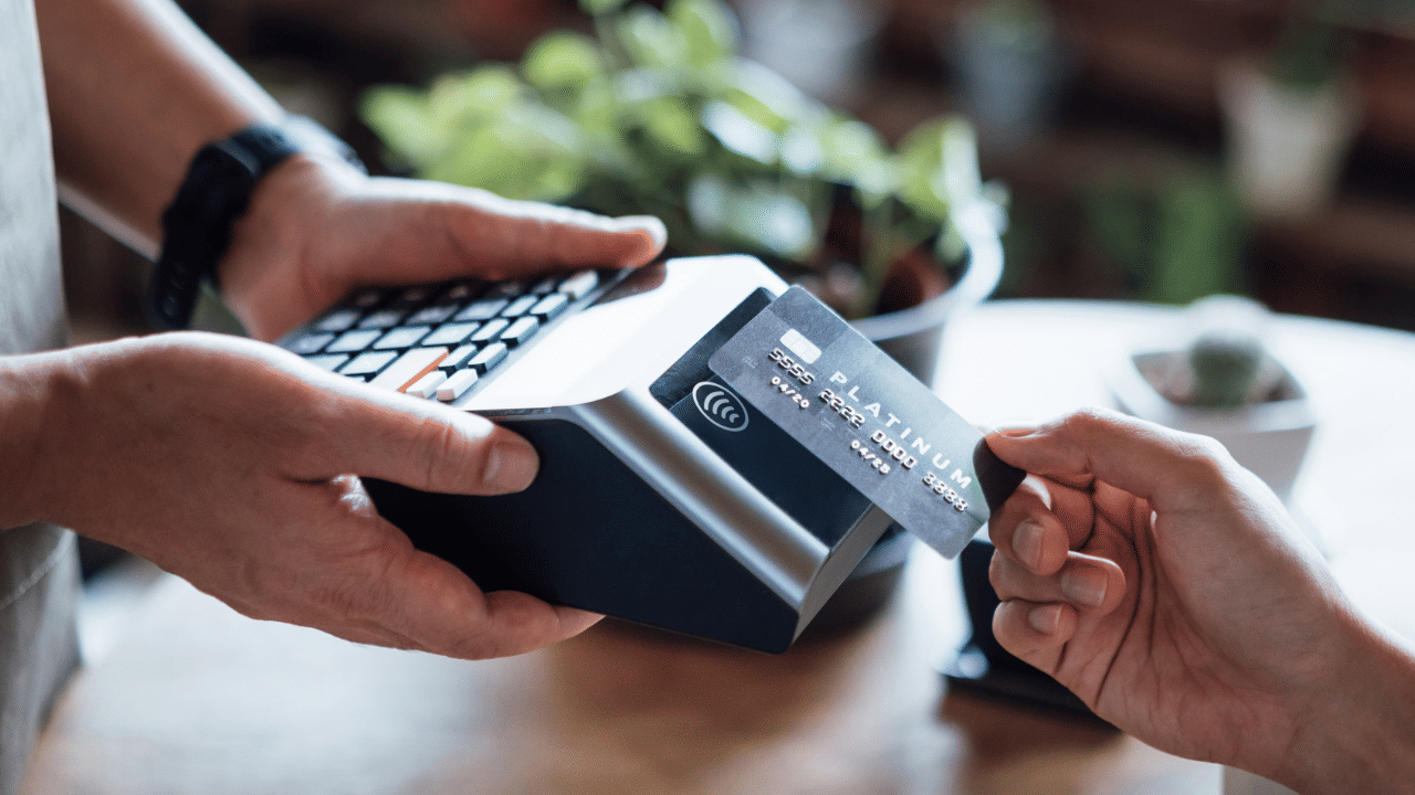 Credit cards: Average transaction value dips 13.5% to reach Rs 3,546 ...