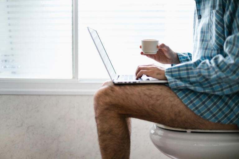 How often you should actually be pooping — and the best time of day