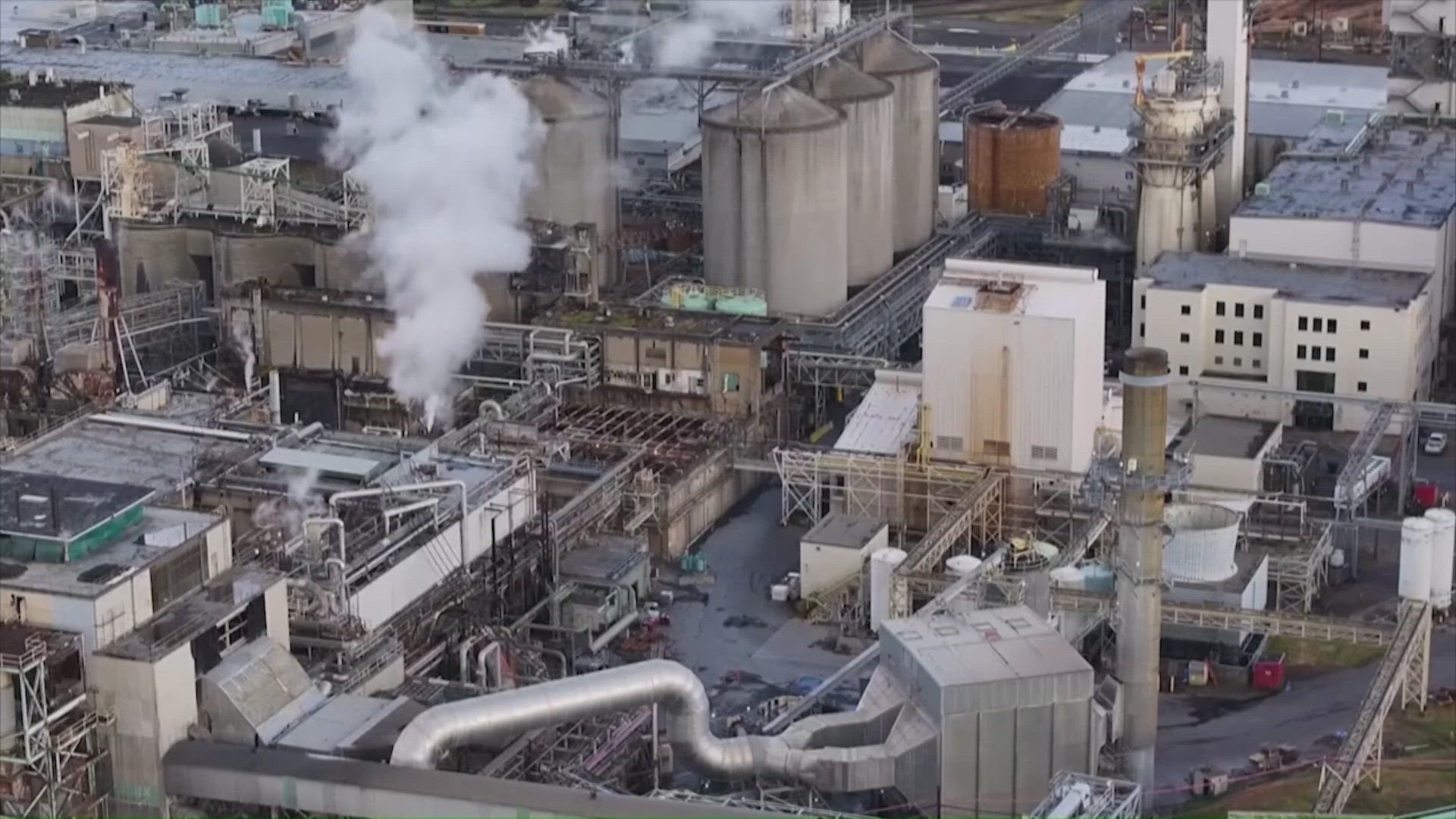 Search continues for 9 workers after chemical tank disaster in ...