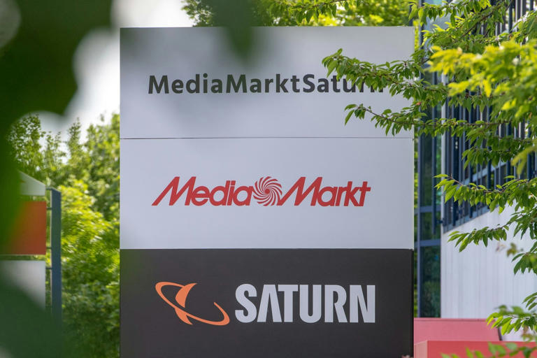 China-Deal unter Verdacht: EU prüft Übernahme von MediaMarkt wegen ...