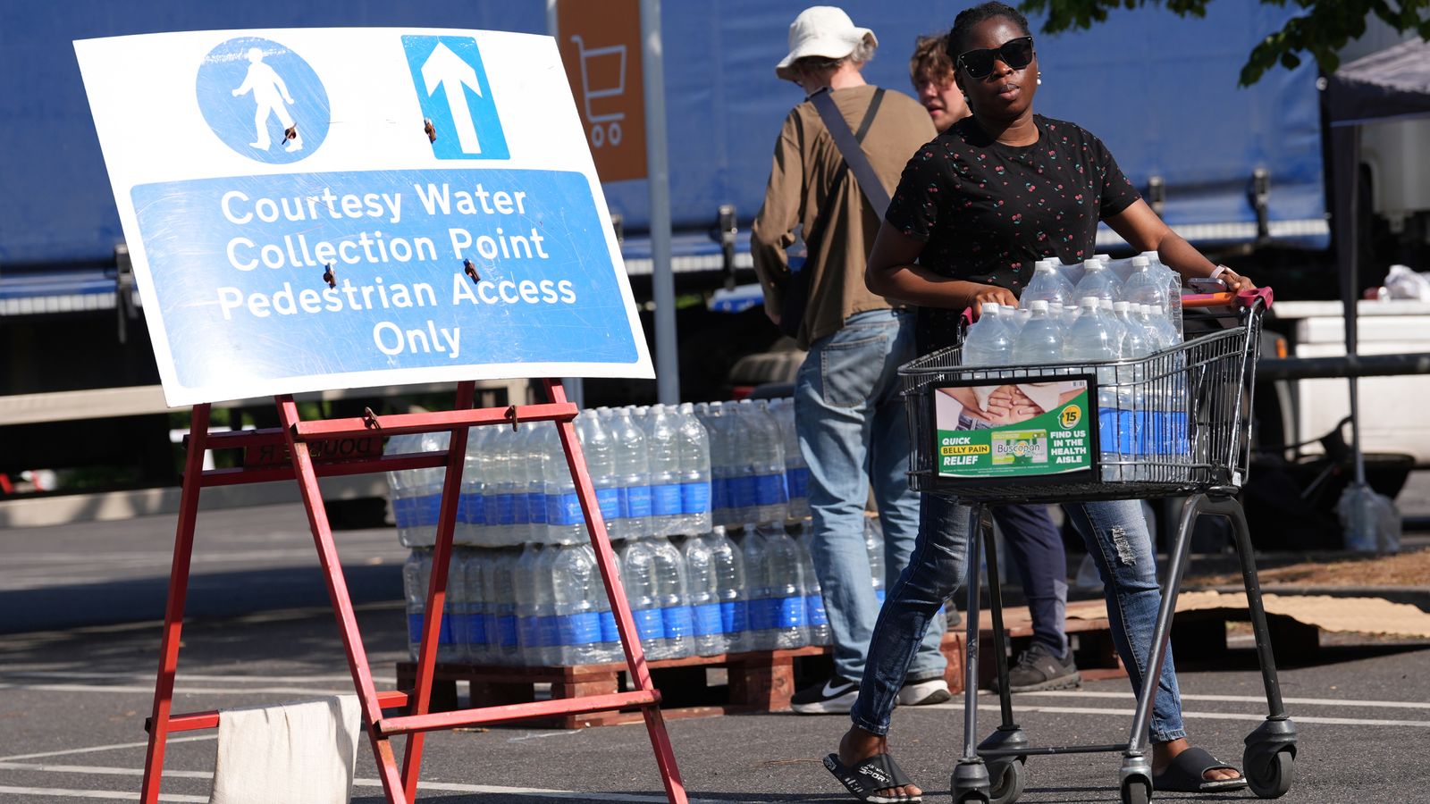 Thousands without tap water due to high demand during heatwave