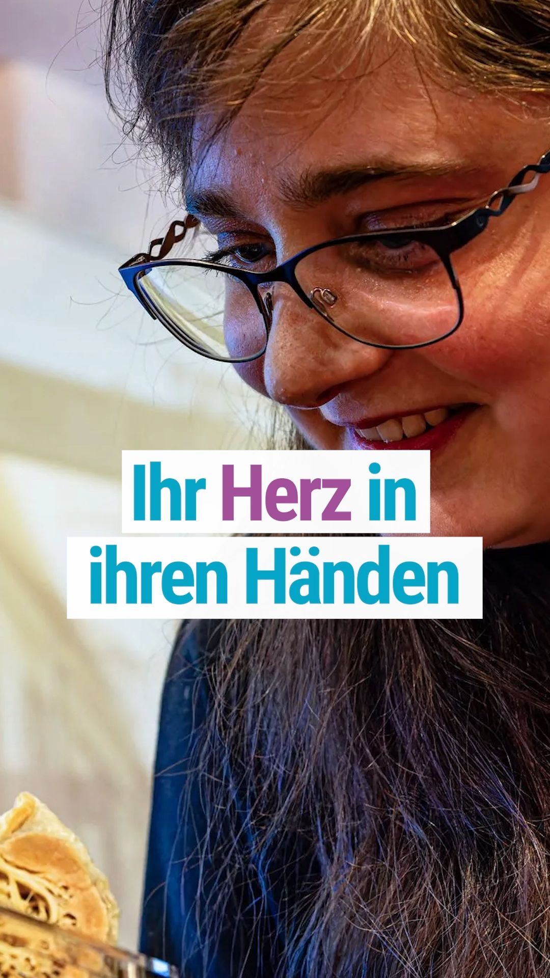Nach Herztransplantation: Martina nimmt ihr plastiniertes eigenes Herz ...