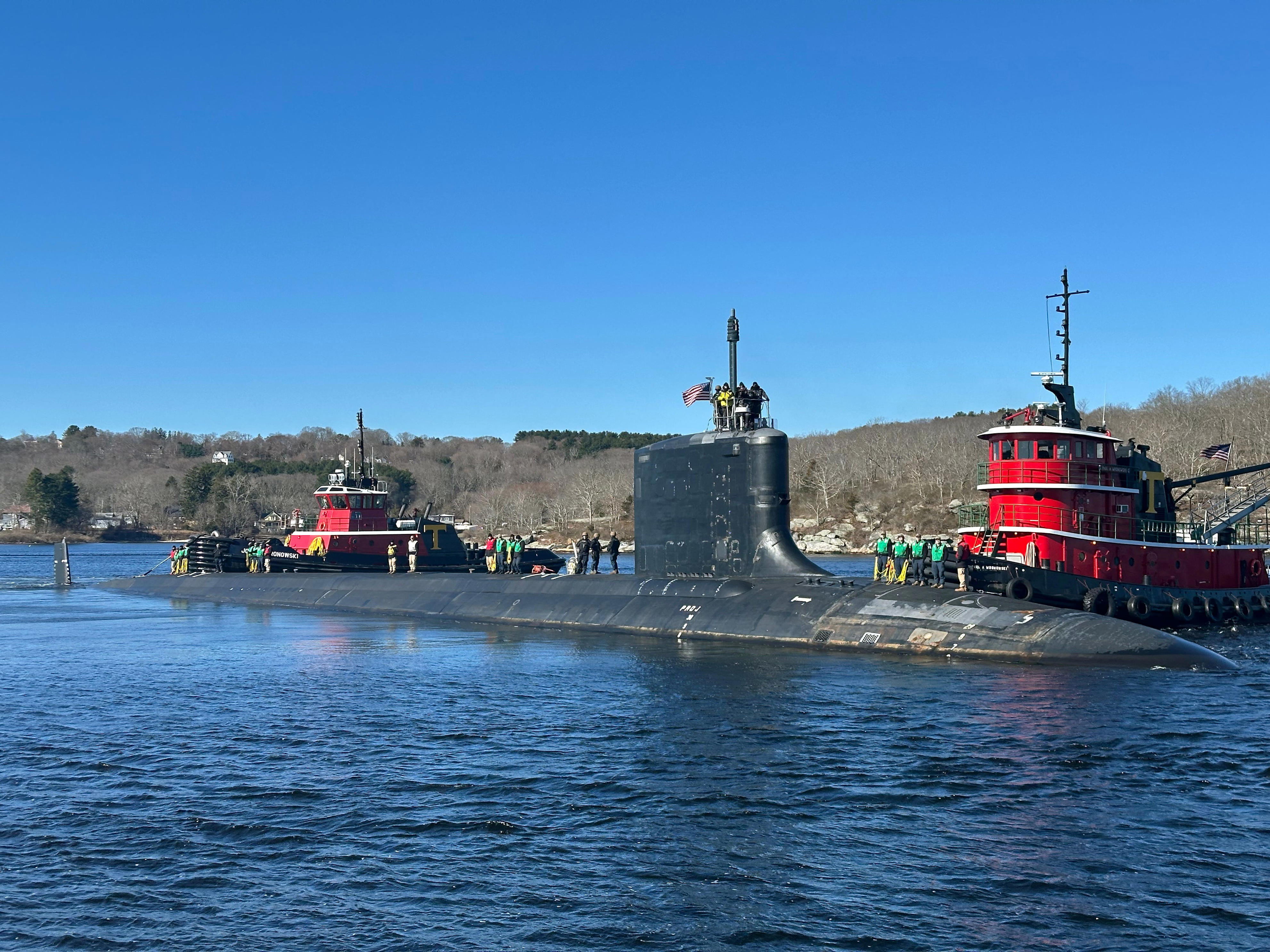 Young submarine workers are leaving for less demanding jobs