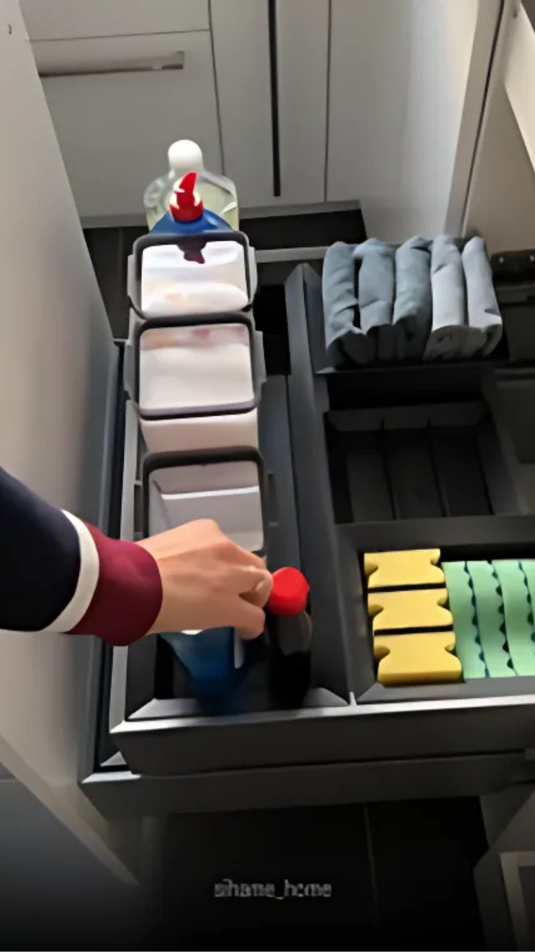 Create a Beautiful Space Deep Cleaning Tips