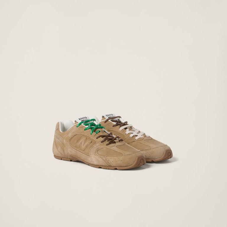 Goodbye minimalism: 8 bold rich mom sneakers everyone will wear in 2026