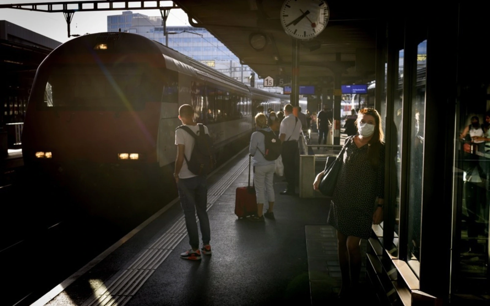 Man injures 3 people in bladed weapon attack at Swiss train station