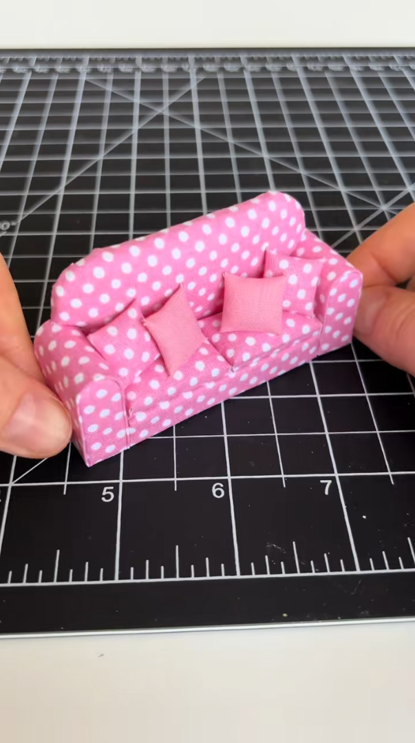 Patterns and measurements pink dotted sofa miniature