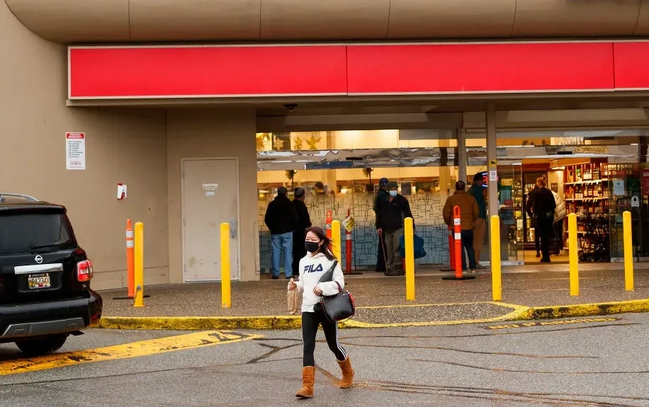 BC alcohol use falls to 20-year low but still exceeds safe limits
