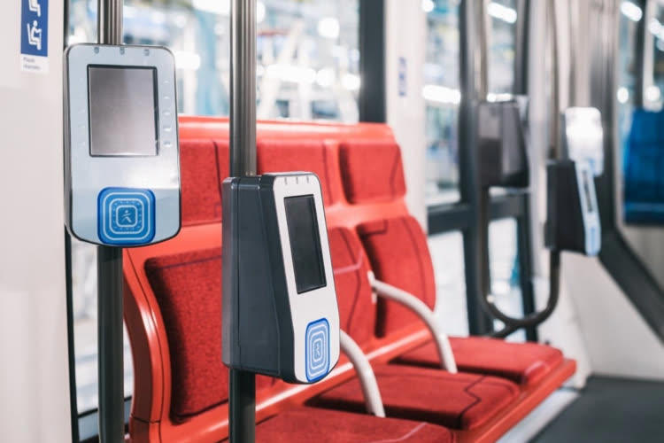 Le pass Navigo annuel sur smartphone approche enfin : les ...