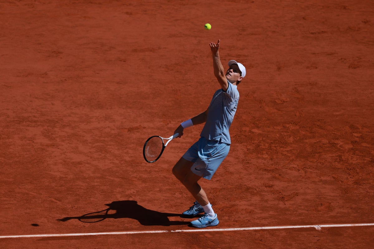 French Open favourite Sinner battles heat, Kouame bids for history