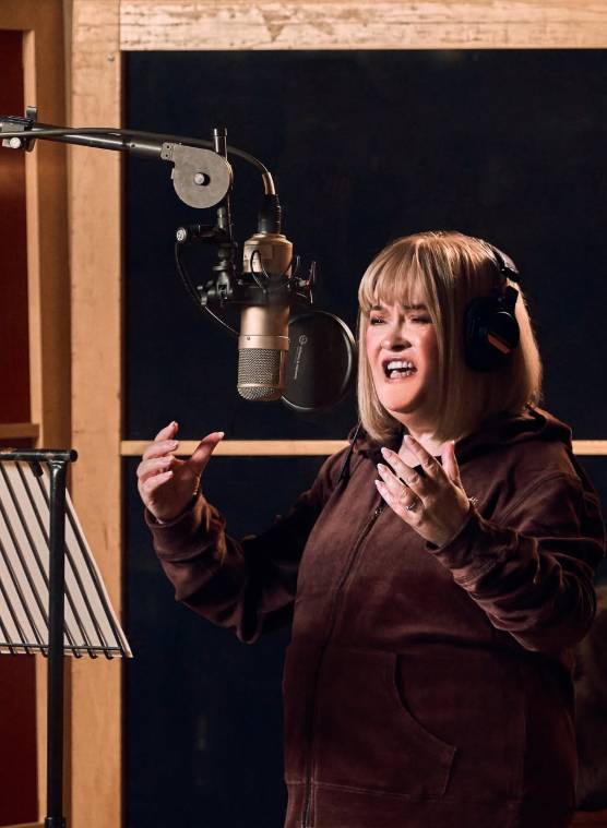 Susan Boyle continues to 'age backwards' with radical new ...