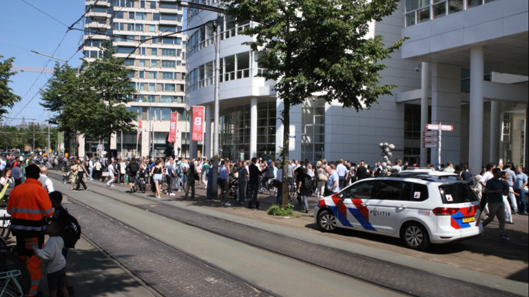 Stadhuis Den Haag ontruimd om verdachte situatie