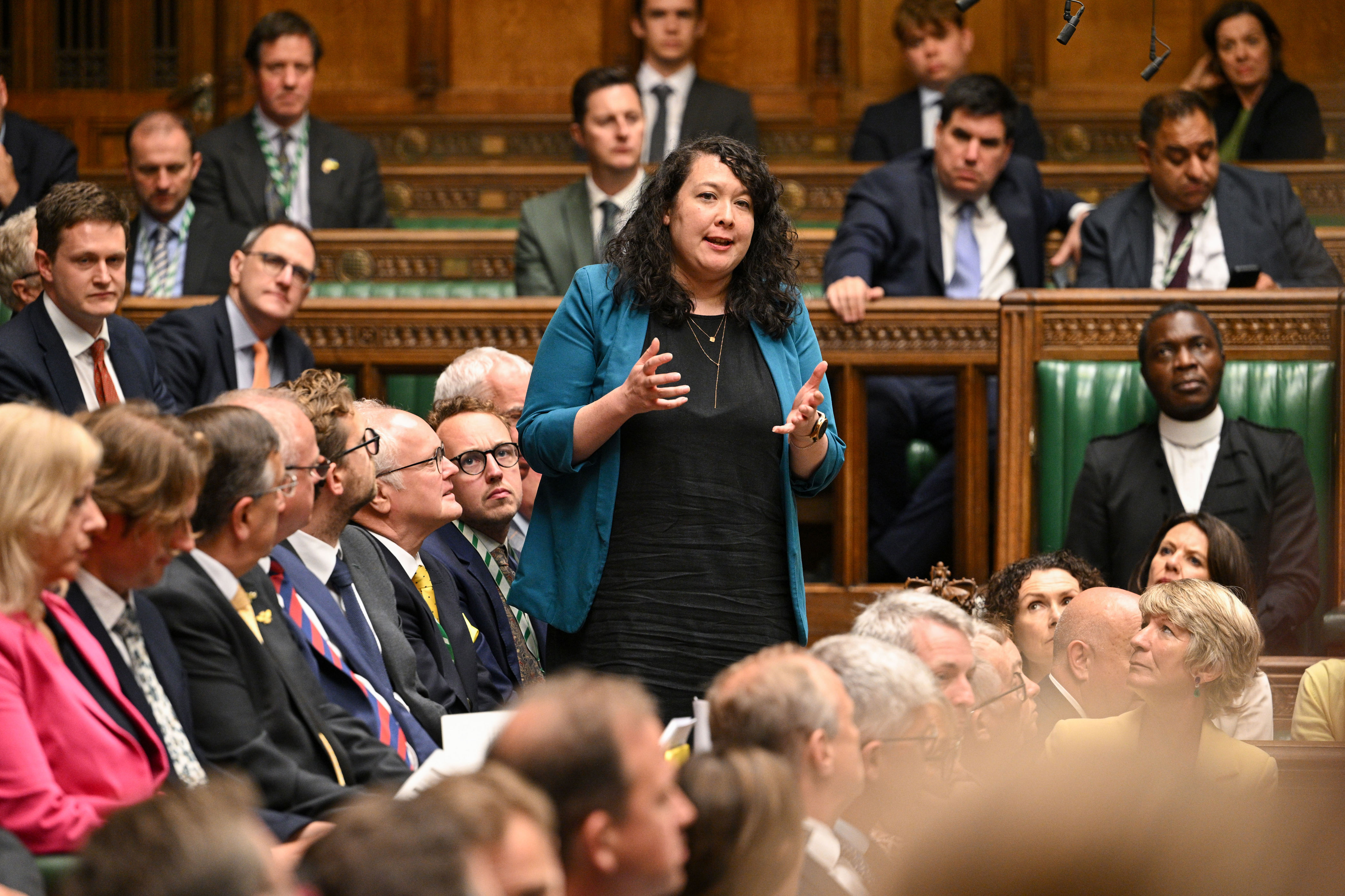 Victoria Collins MP: Deadline looming for government’s social media ...