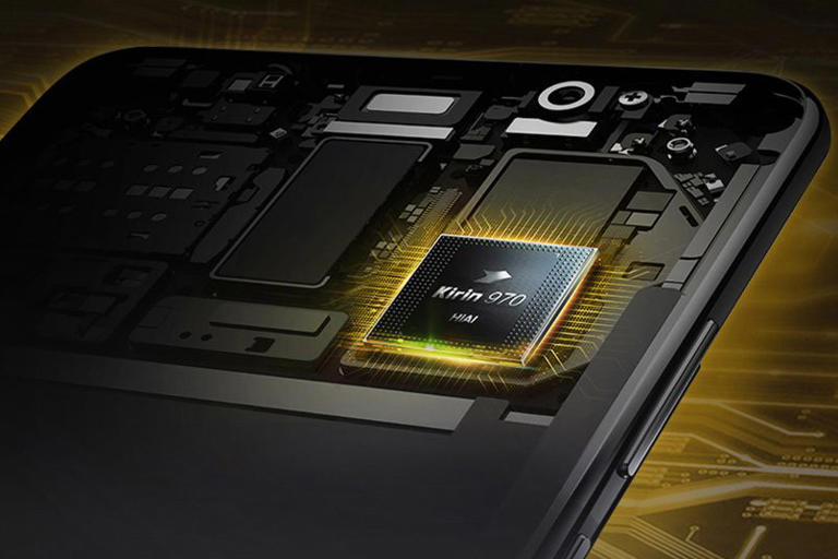 Huawei reveals its own replacement for Moore’s law as it aims straight ...