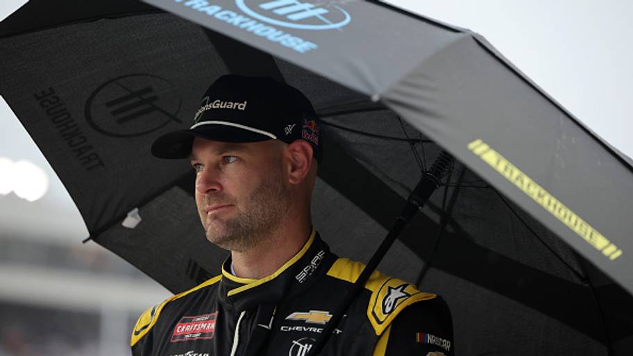 Shane van Gisbergen entry out after career weekend in Charlotte