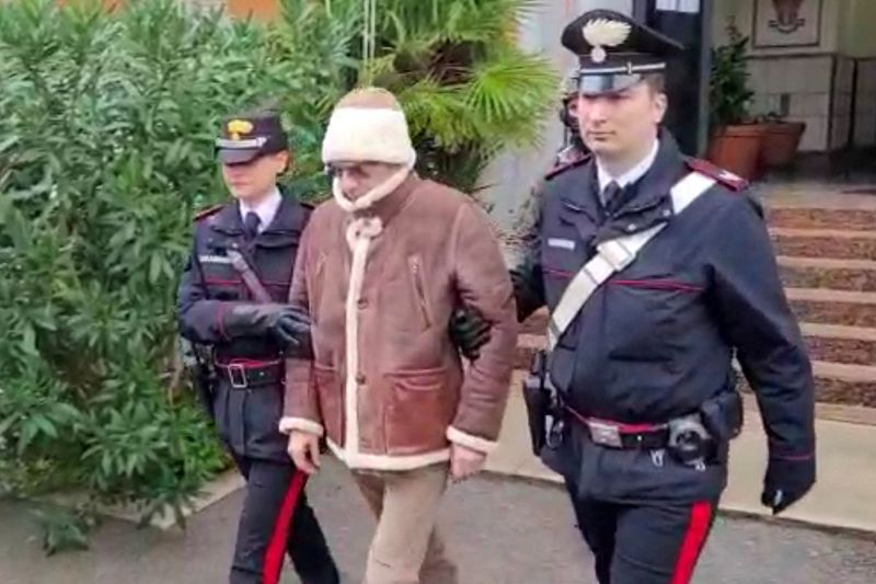 Italy busts money-laundering ring tied to mafia boss Messina Denaro