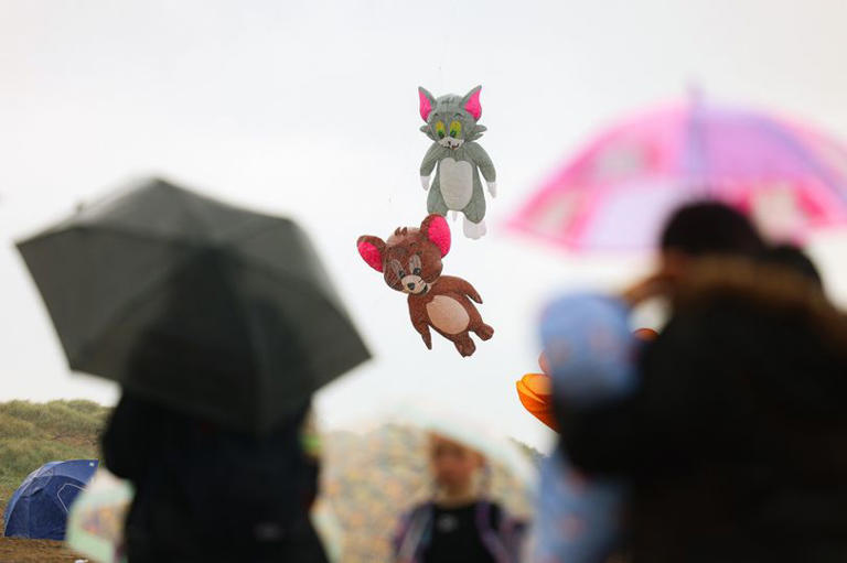 Family fun with strings attached in shape of Redcar Kite Festival