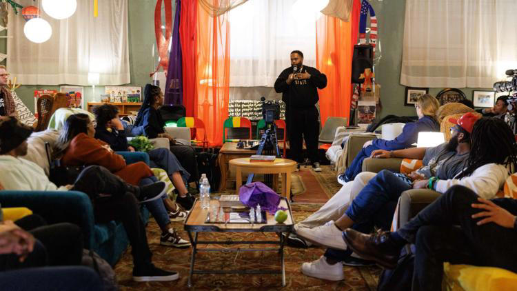 St. Louis police budget fight prompts defunding fears