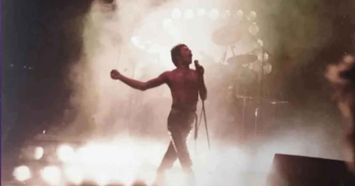 20 candid classic concerts, seen from snuck-in cameras