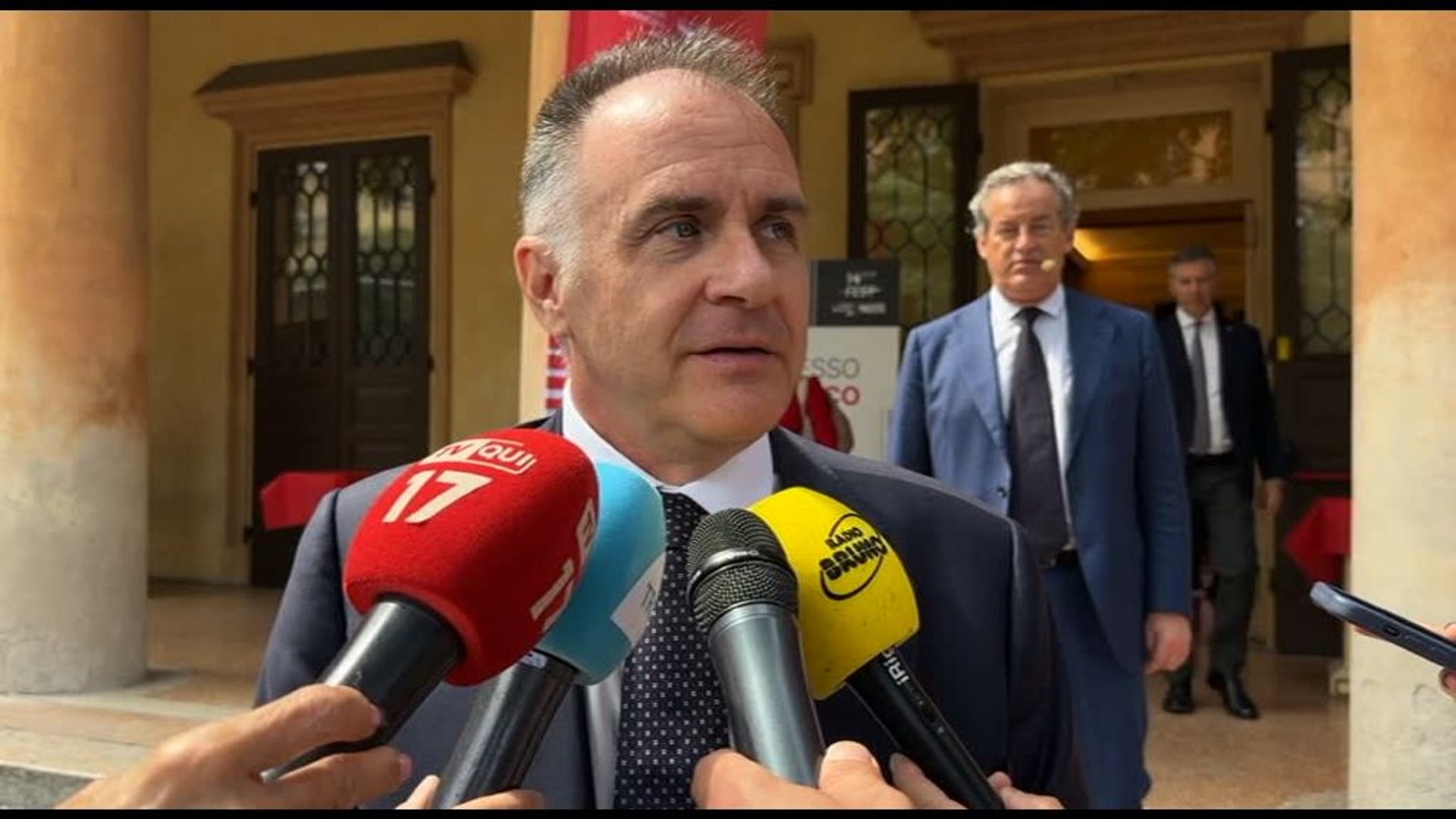 Ferrari, Orsini: fiducia su elettrico, ma io scelgo il motore