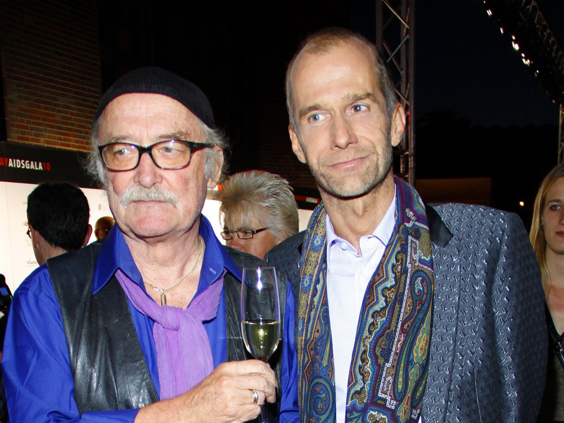 Hans W Geißendörfer and Georg Uecker: Order of Merit for "Lindenstraße ...