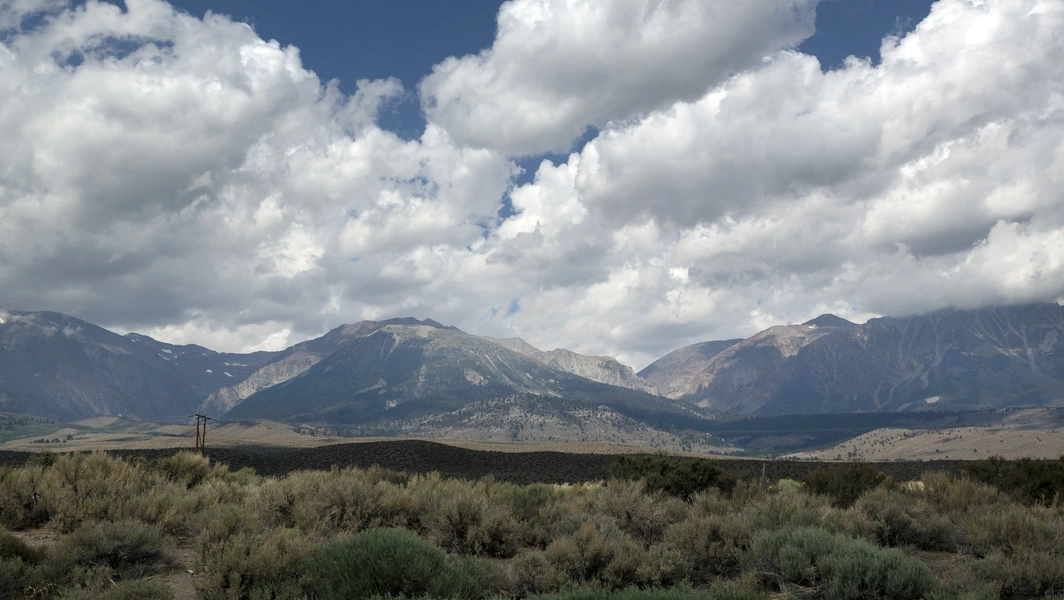 Epic Eastern Sierra road trip ideas for nature lovers