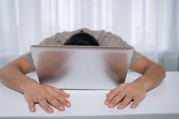 Doctor reveals what's really behind the dreaded 3pm slump - and how to ...