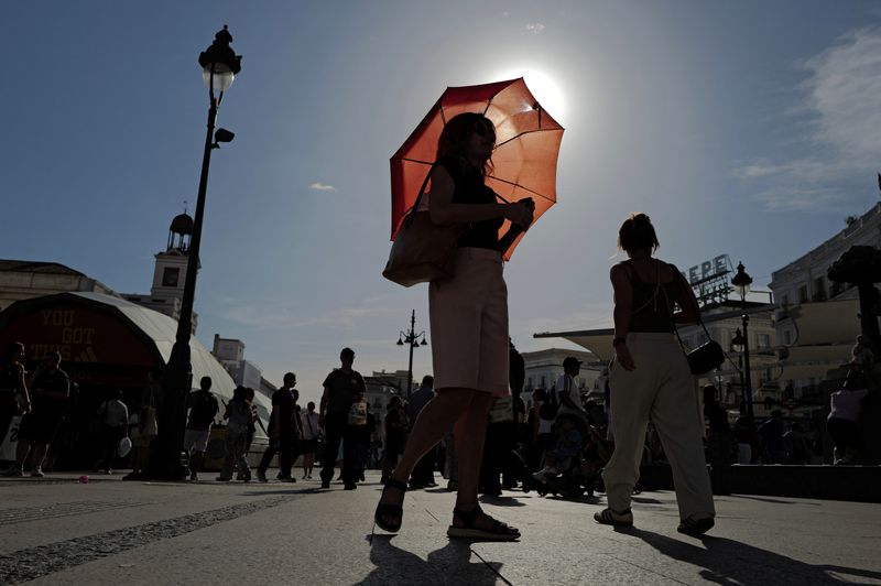 Global temperatures to reach near-record highs in next five years ...