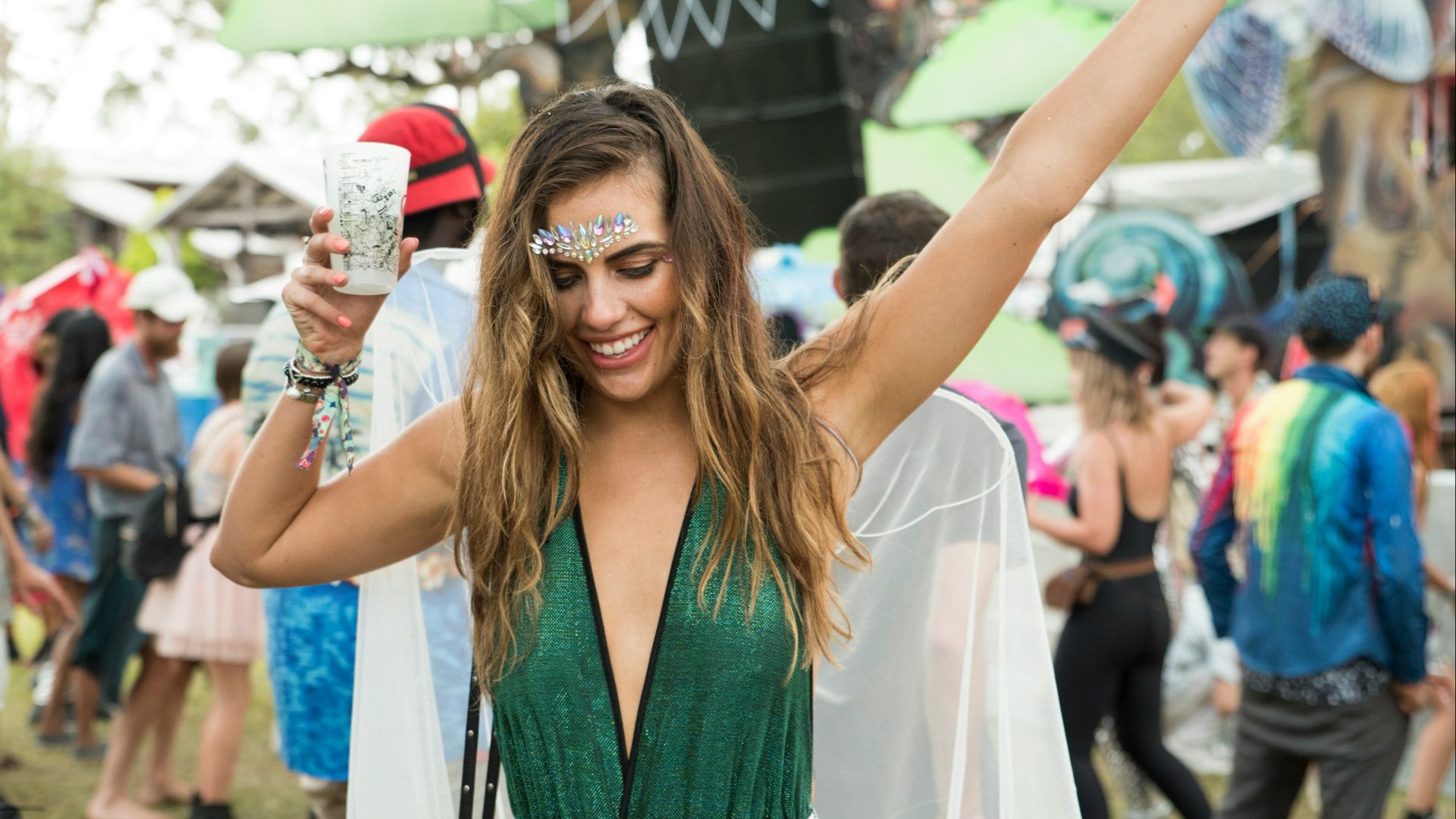 20 tenues qui donnent l’impression que les gens connaissent toute votre ...