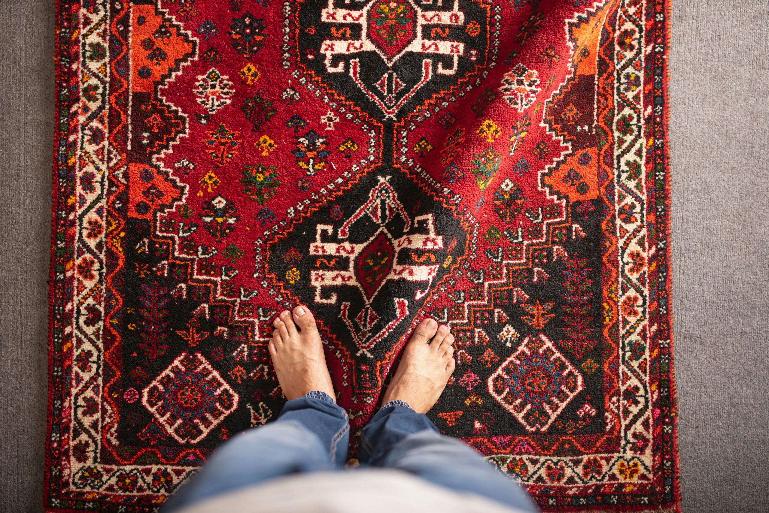 15 things to check before buying a vintage area rug