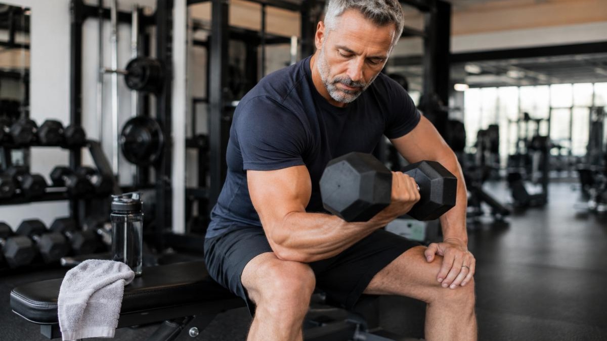 Could Low Testosterone Be Quietly Destroying Mens Muscle, Energy, and ...