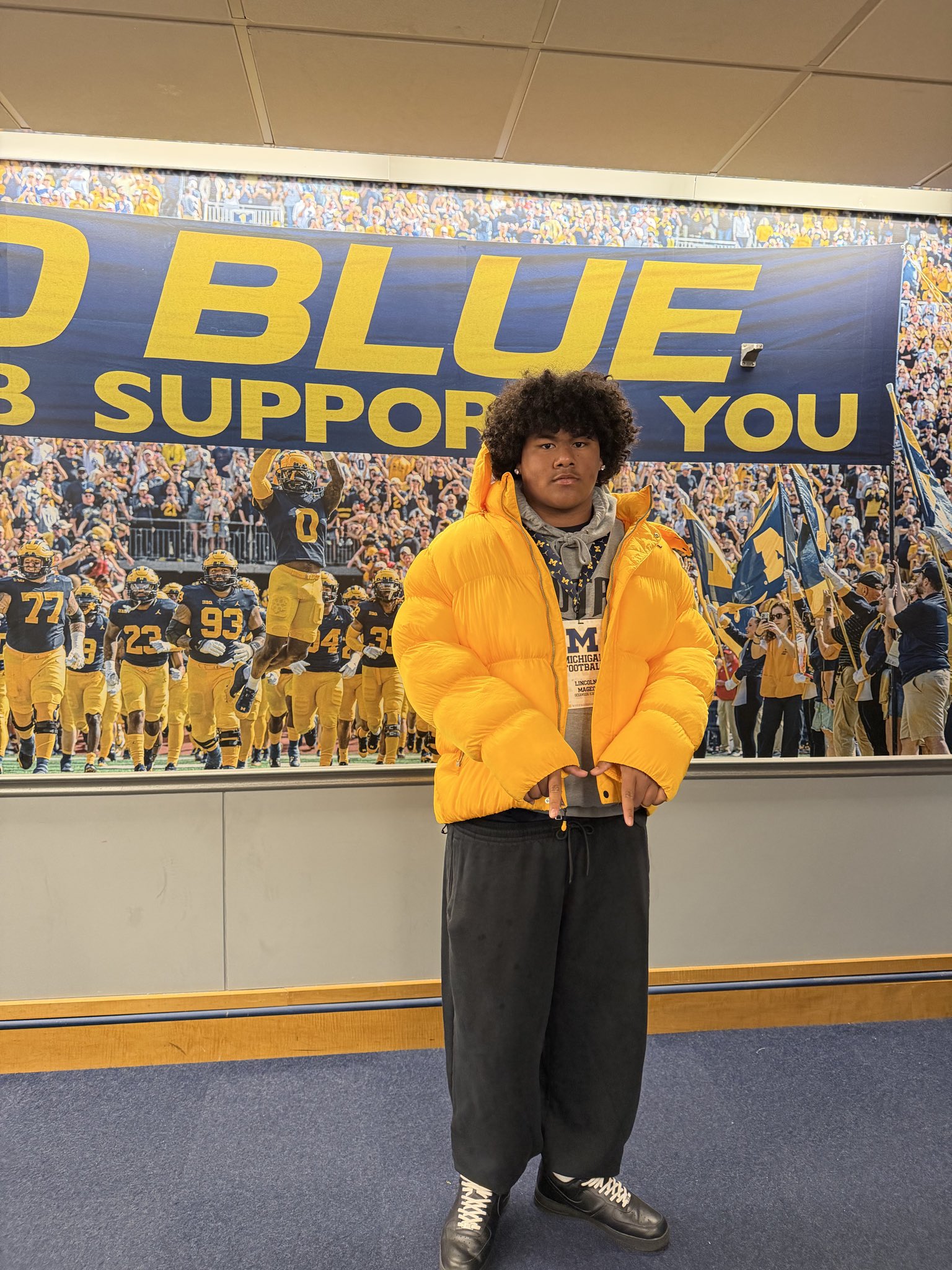 Priority 2027 OL target set to officially visit Michigan football this ...