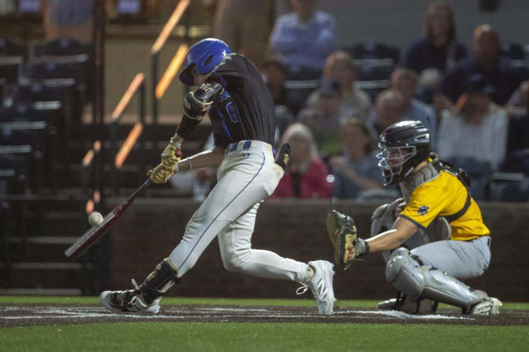 'It's what you live for, man.' Clutch plays take Sayre back to 11th ...