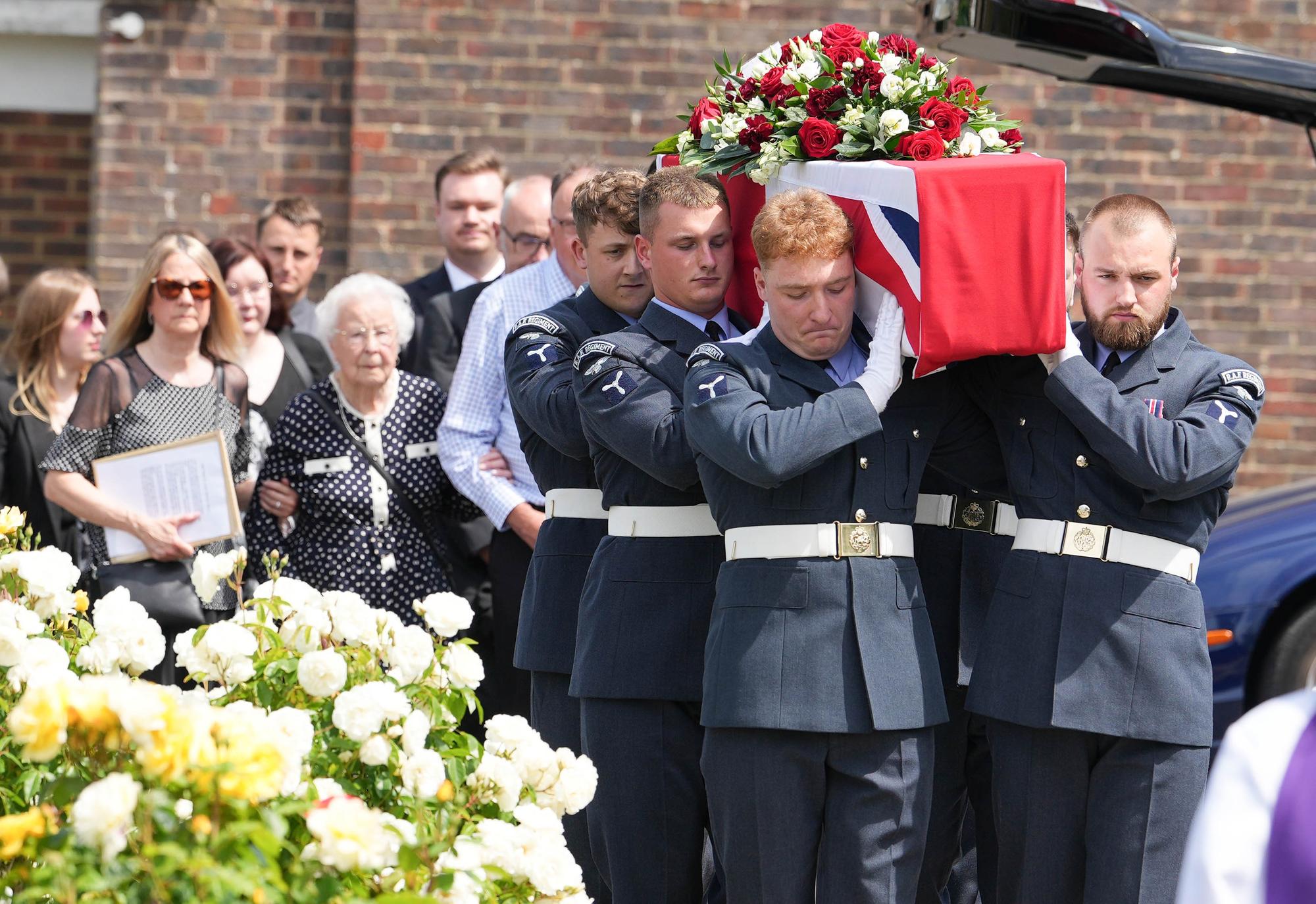 In pictures: Funeral of Saltdean’s World War Two veteran George Dunn
