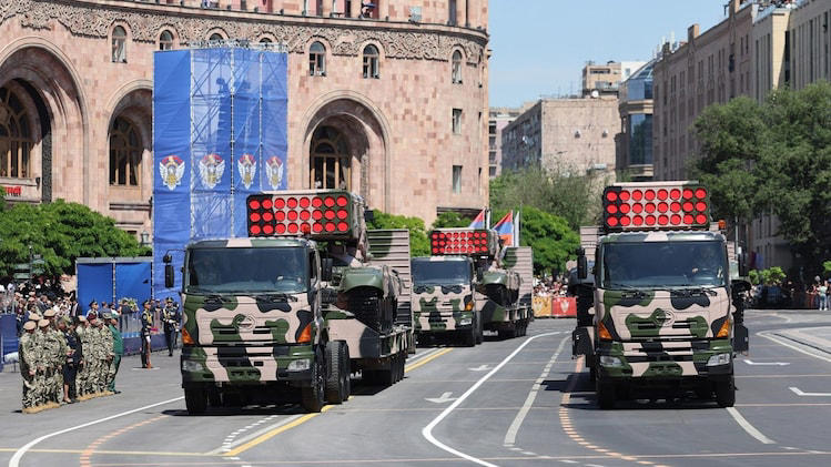Indian weapons in Armenia's military parade. A strategic message to ...