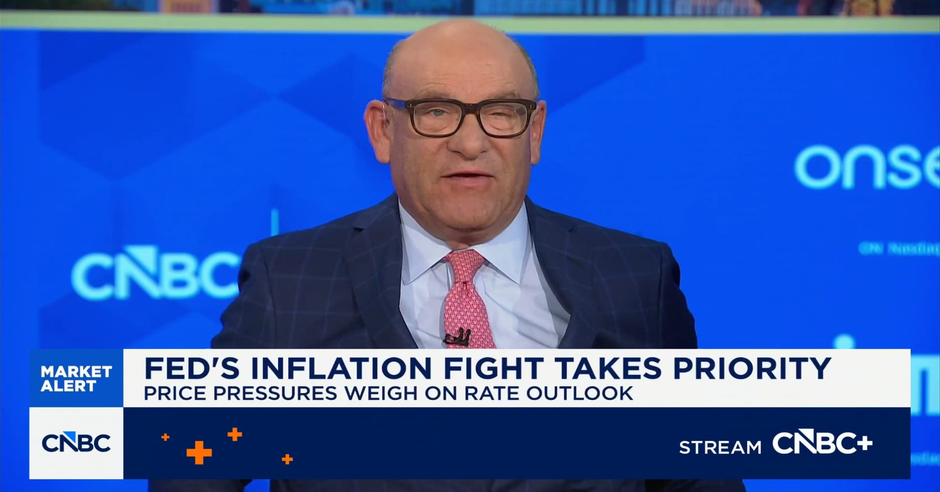 Fed's inflation fight takes priority as price pressures weigh on rate ...